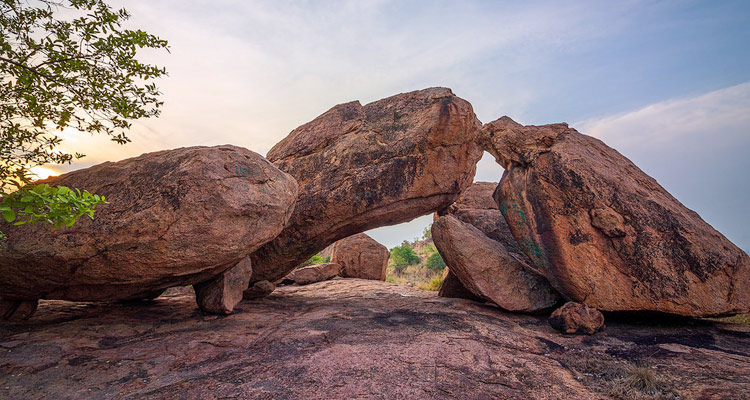 Samanar Hills / Samanar Malai near Madurai (Distance & Route) - Madurai ...